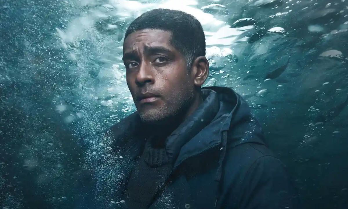 Kan Alexander Karim rädda världen? Se trailern till sci-fi-serien "The ...