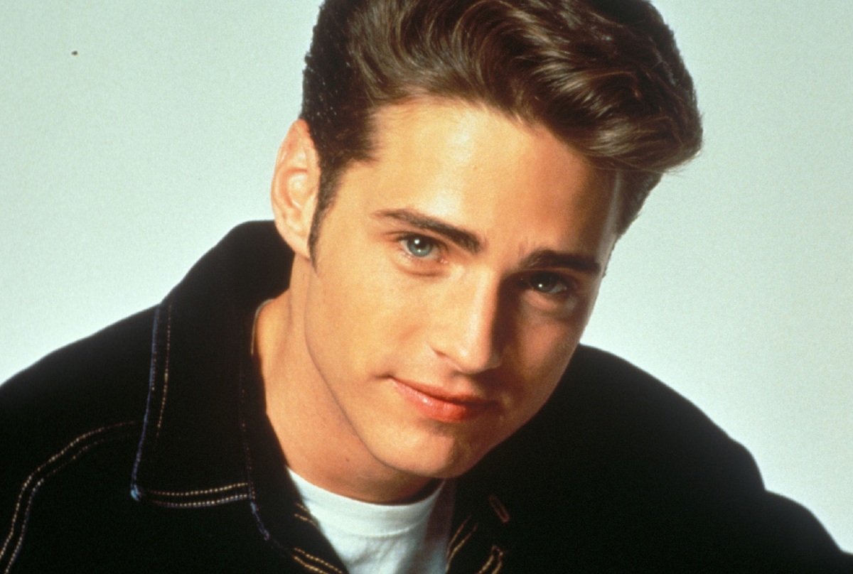 Minns du Jason Priestley från "Beverly Hills 90210"? Nu är han 54 - och ...