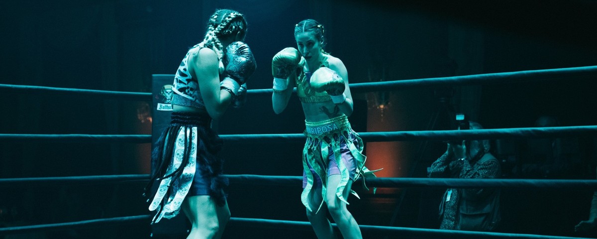 Blod, svett och mycket rosa i SVT:s boxningsdrama ”Lea” - MovieZine.se