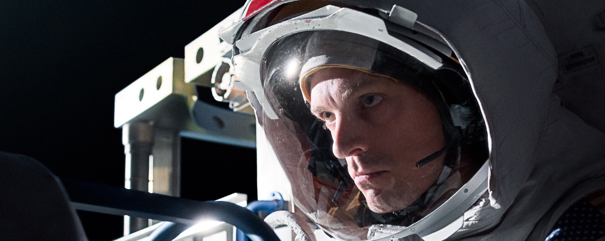 MovieZine frågar en riktig astronaut: Hur bra är detaljerna i hyllade ...