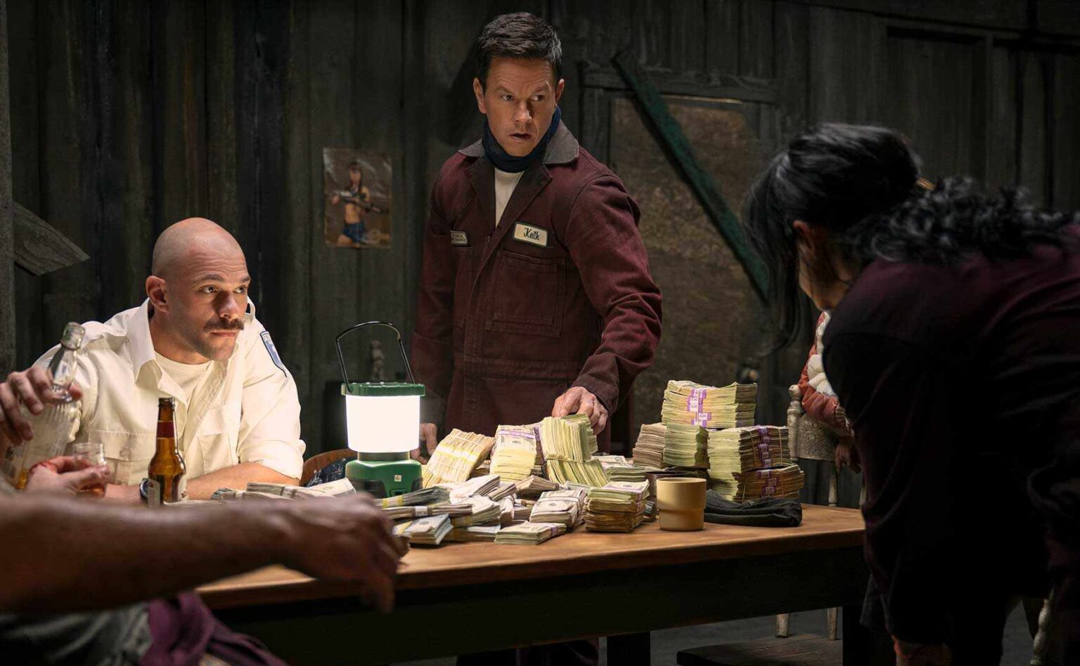 Premiär! Mark Wahlberg är tillbaka i actionfylld kuppfilm på Prime ...
