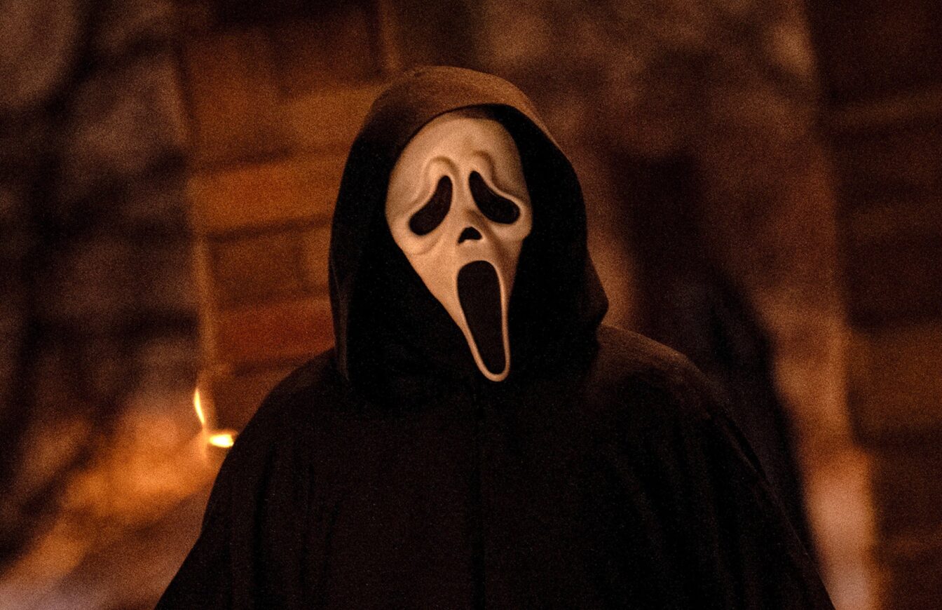 Hello, Sidney… Ghostface är tillbaka i trailern till "Scream 7 ...