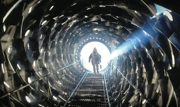 Kontroversiell sci-fi-rysare censurerades med 30 minuter – lämnar snart ...