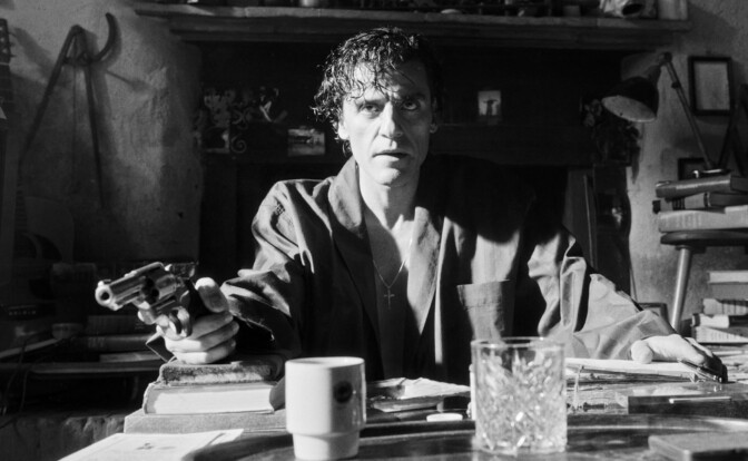 Ambitiöst grabbig film noir om mord, kärlek och litteratur - MovieZine.se
